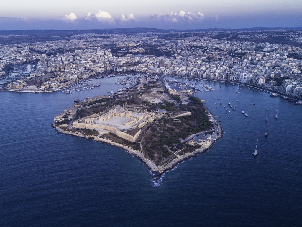 Filming in Manoel Island | Filmapia – real sites. reel sights.