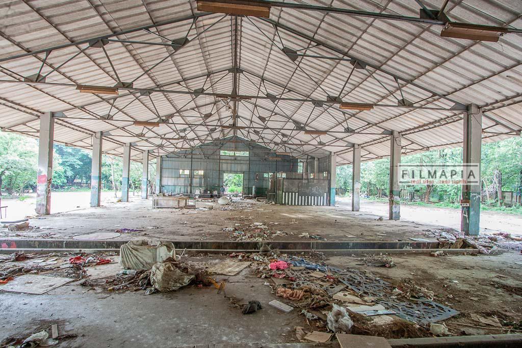 Warehouse20 - Several, Small Ruined Warehouses for Film Shoots ...