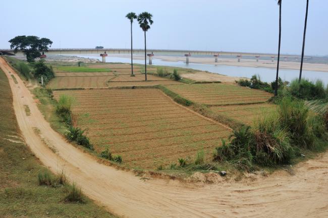 Filming at Ajay River| Filmapia - real sites . reel sites