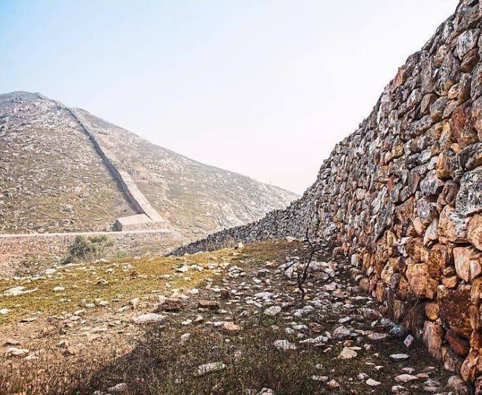 Filming at Ancient Cyclopean Wall| Filmapia - real sites . reel sites