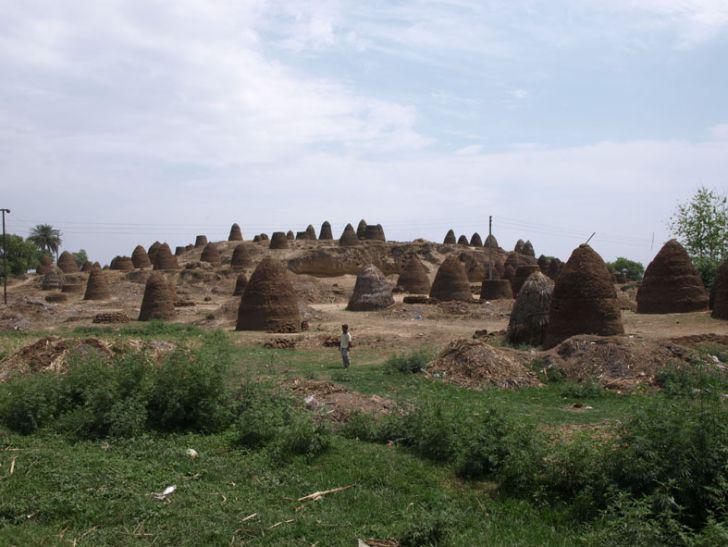 Filming at Ancient Site - Alamgirpur| Filmapia - real sites . reel sites
