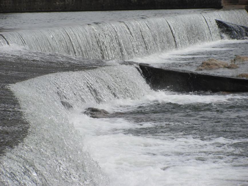 Filming at Balmuri Falls| Filmapia - real sites . reel sites
