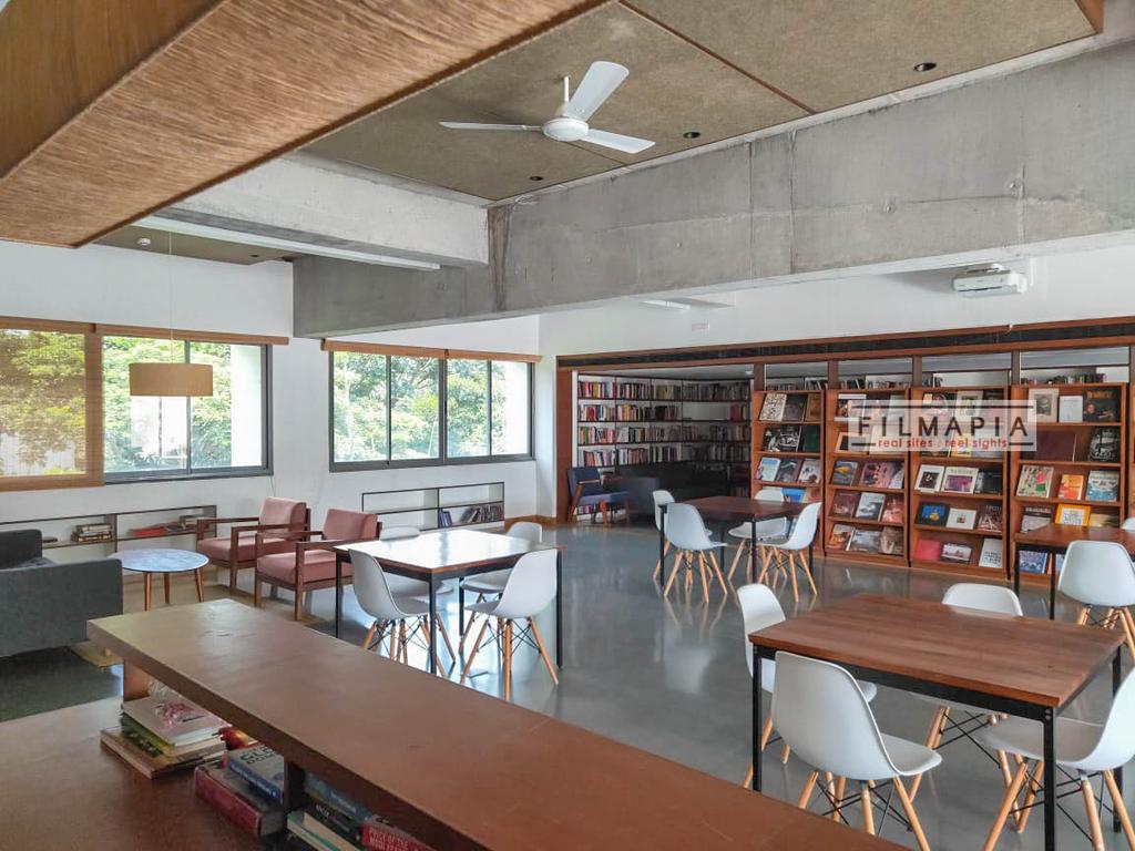 Library2 - Basic Library in a Famous Institution for Film Shoots ...