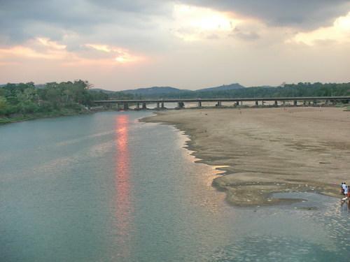Filming at Bharathappuzha River| Filmapia - real sites . reel sites