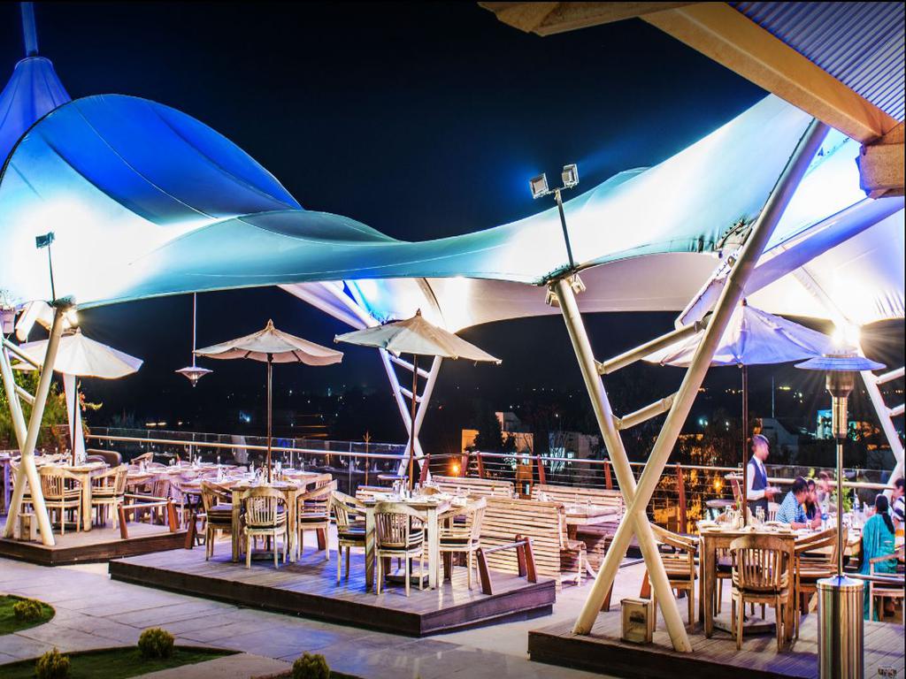 Restaurant9 - Classy Outdoor Restaurant Overlooking a Pool for Film ...