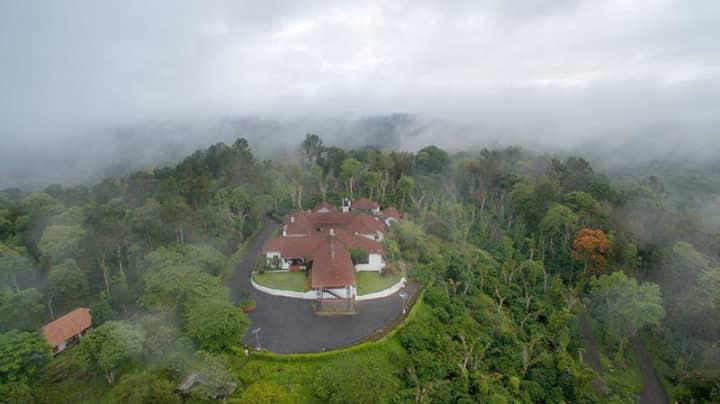 Filming at Coffee Plantations - Coorg| Filmapia - real sites . reel sites
