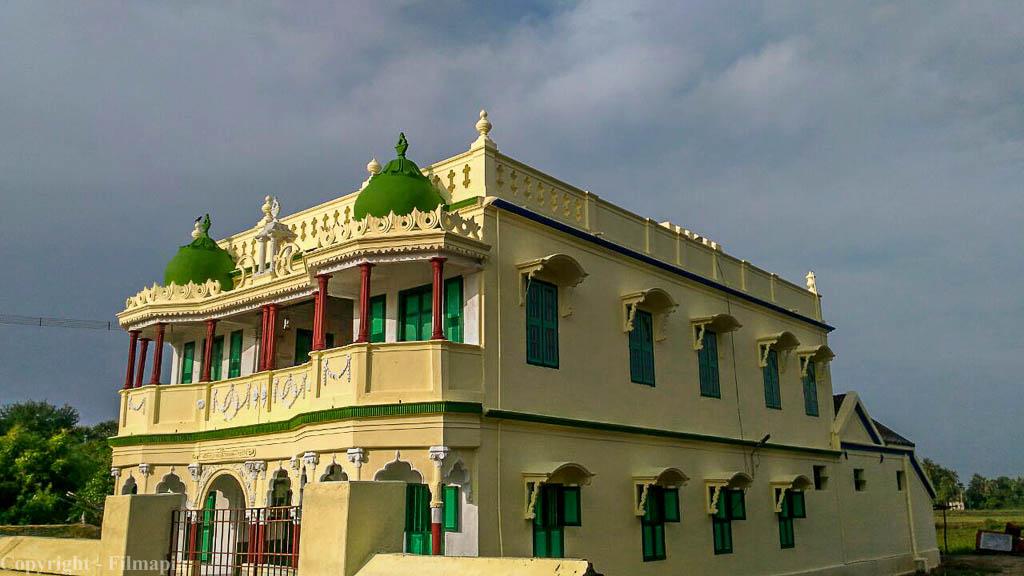 House145 - Antique, Palatial Building with Green Windows for Film ...