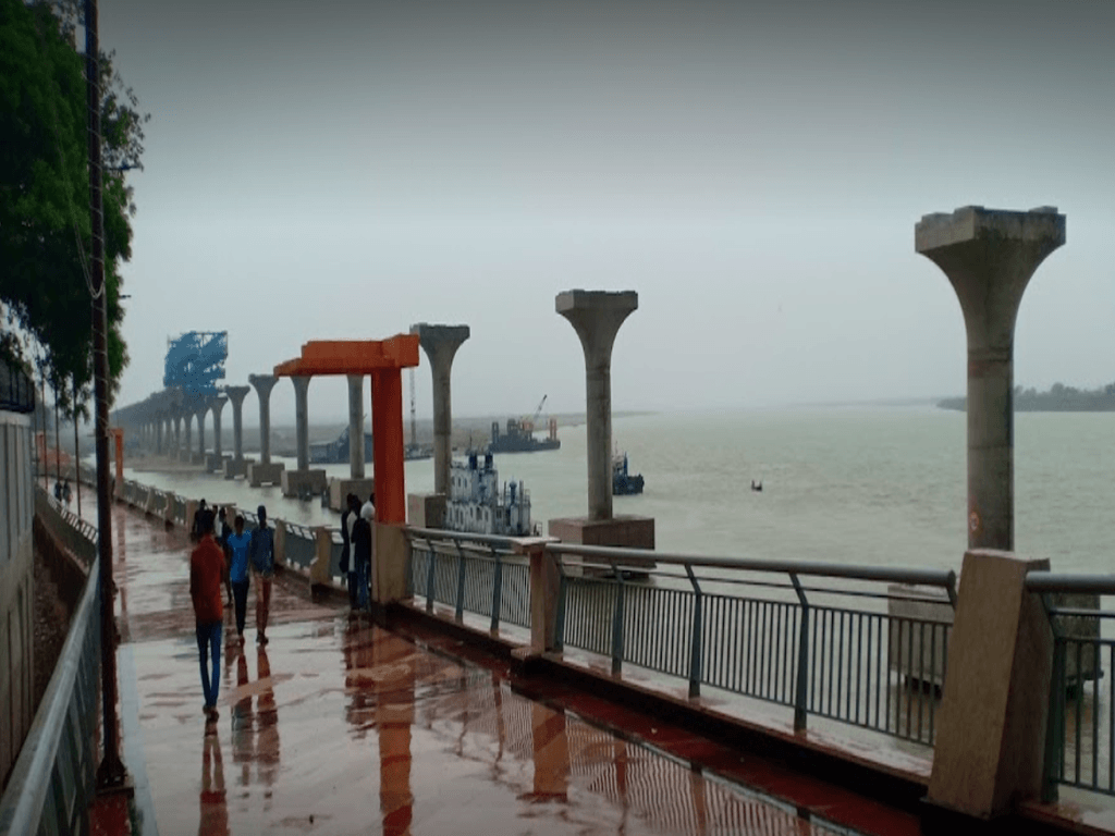 Filming at Krishna Ghat| Filmapia - real sites . reel sites