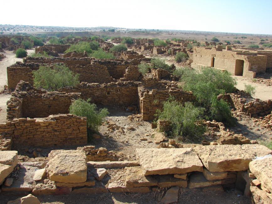 Filming at Kuldhara Ruins| Filmapia - real sites . reel sites
