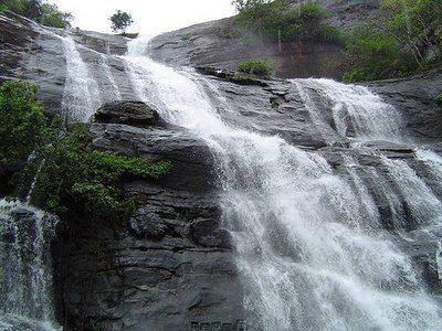Filming at Kutralam Falls| Filmapia - real sites . reel sites