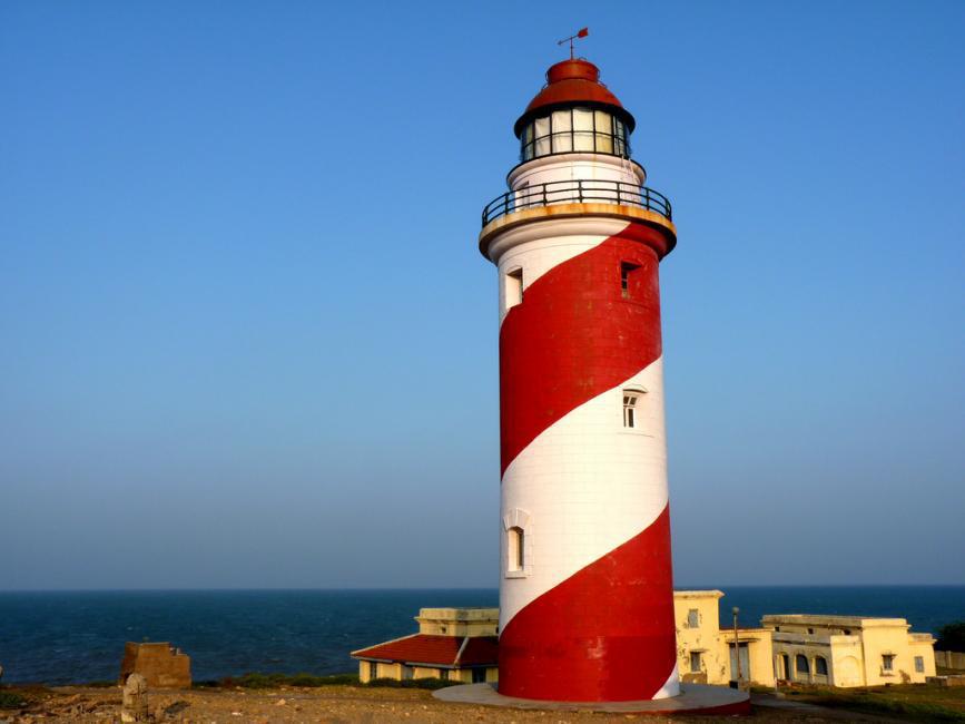 Filming at Manapad Lighthouse| Filmapia - real sites . reel sites