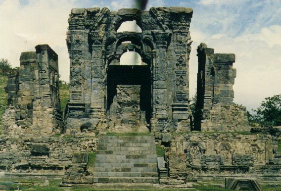 Filming at Martand Sun Temple| Filmapia - real sites . reel sites