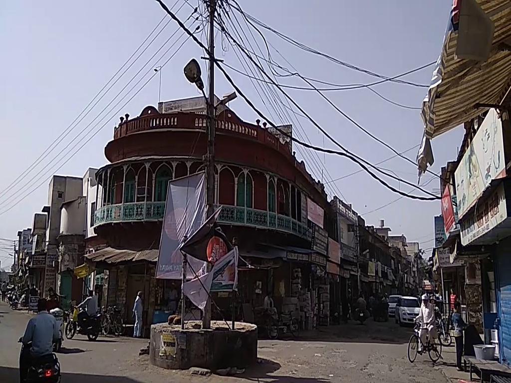 Filming at Moti Bazaar| Filmapia - real sites . reel sites