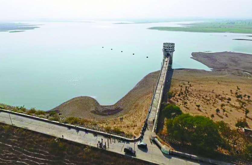 Filming at Rajghat Dam| Filmapia - real sites . reel sites