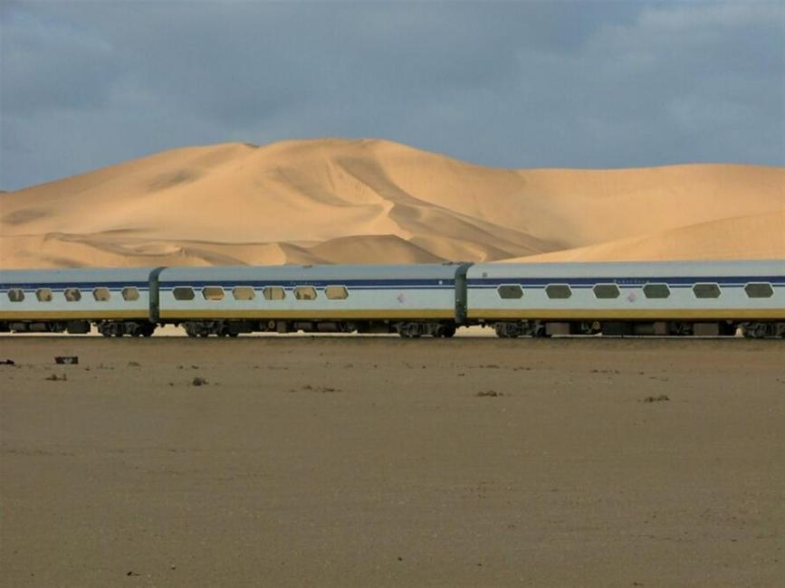 Filming at The Desert Express| Filmapia - real sites . reel sites