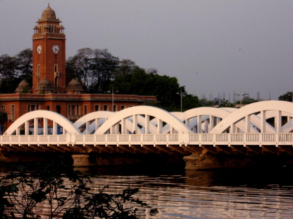 Filming at The Napier Bridge| Filmapia - real sites . reel sites