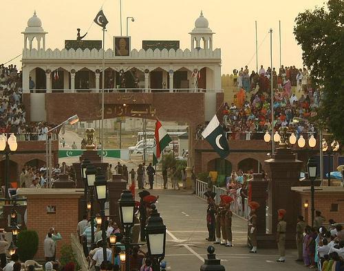 Filming at Wagah Border| Filmapia - real sites . reel sites